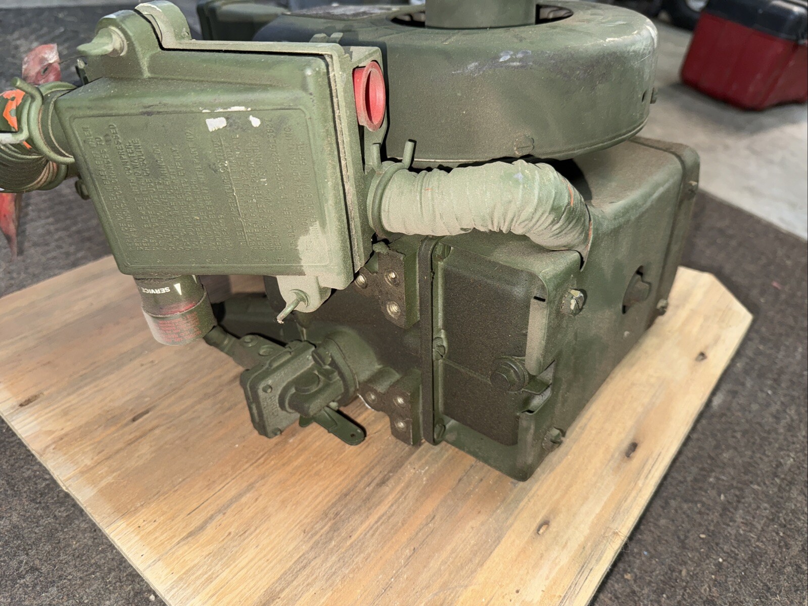 8 cubic “ Military Standard Gasoline Engine 1 Cylinder, 4 Cycle, 3/4 In ...