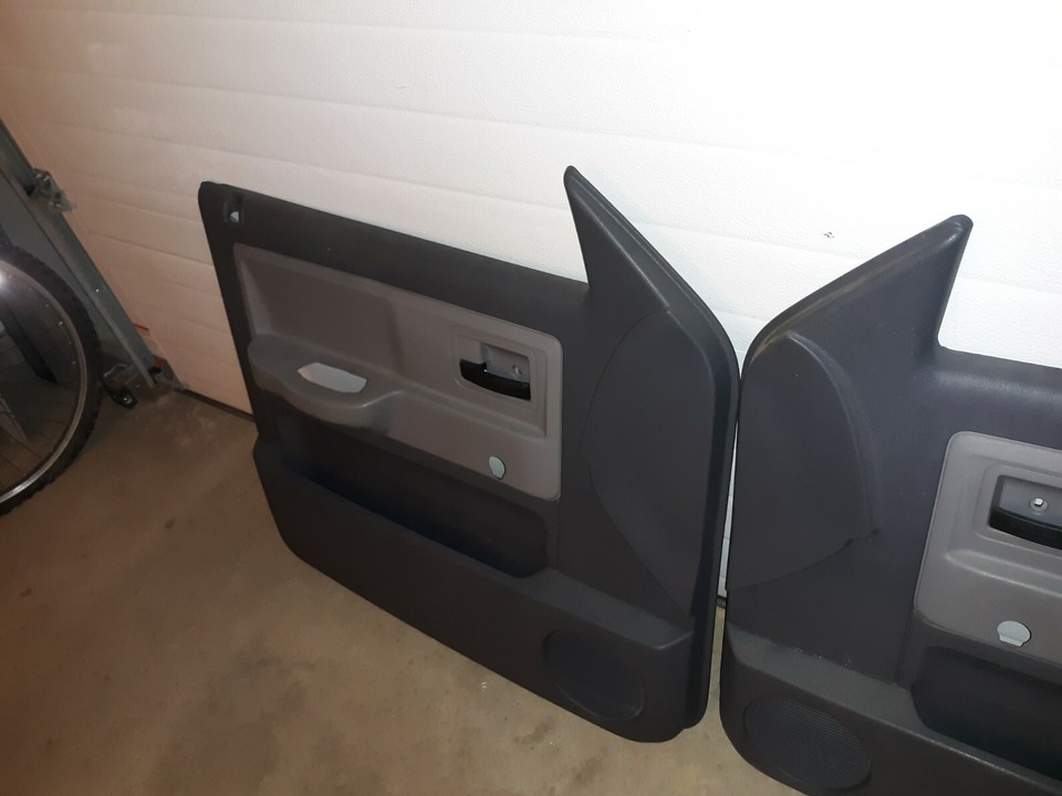 2005-2008 Dodge Dakota Front Left Door Trim Panel Drivers side Left ...