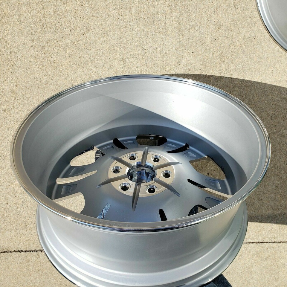 GM 22" Sierra Tahoe Denali Yukon Factory Silverado OEM Chrome Wheels ...