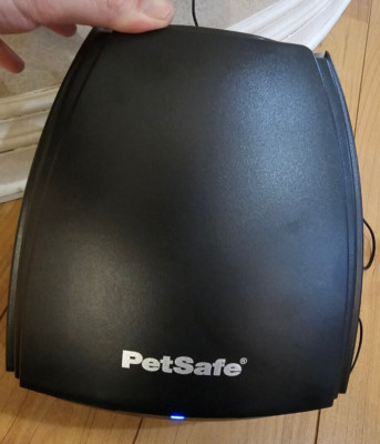 Petsafe RFA-554A Free to Roam Transmitter Wireless Dog Fence Unit ONLY ...