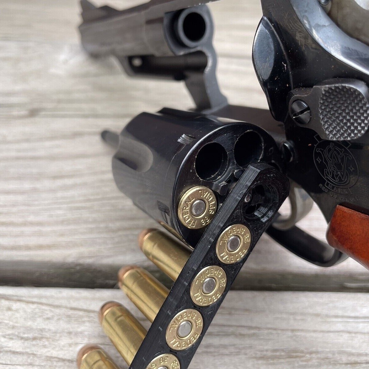 Speed Quick Strip Revolver Loader 357 38 "Straight Six" 6 NEW DESIGN ...