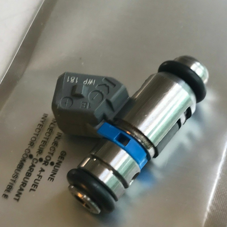 Fuel Injector IWP181 for Harley Davidson Motor 883cc 4 Holes 27706-07A ...