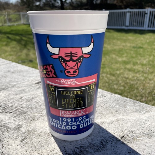 1992 Chicago Bulls Blackhawks Plastic Stadium Cup Michael Jordan Back 2 ...