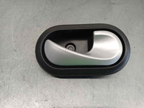 8200733847 POIGNEE INTERIEURE ARRIÈRE DROITE / 5 PUERTAS / 4033472 POUR ...