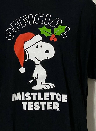 Snoopy OFFICIAL MISTLETOE TESTER Peanuts SNOOPY Christmas TEE Men's XL ...