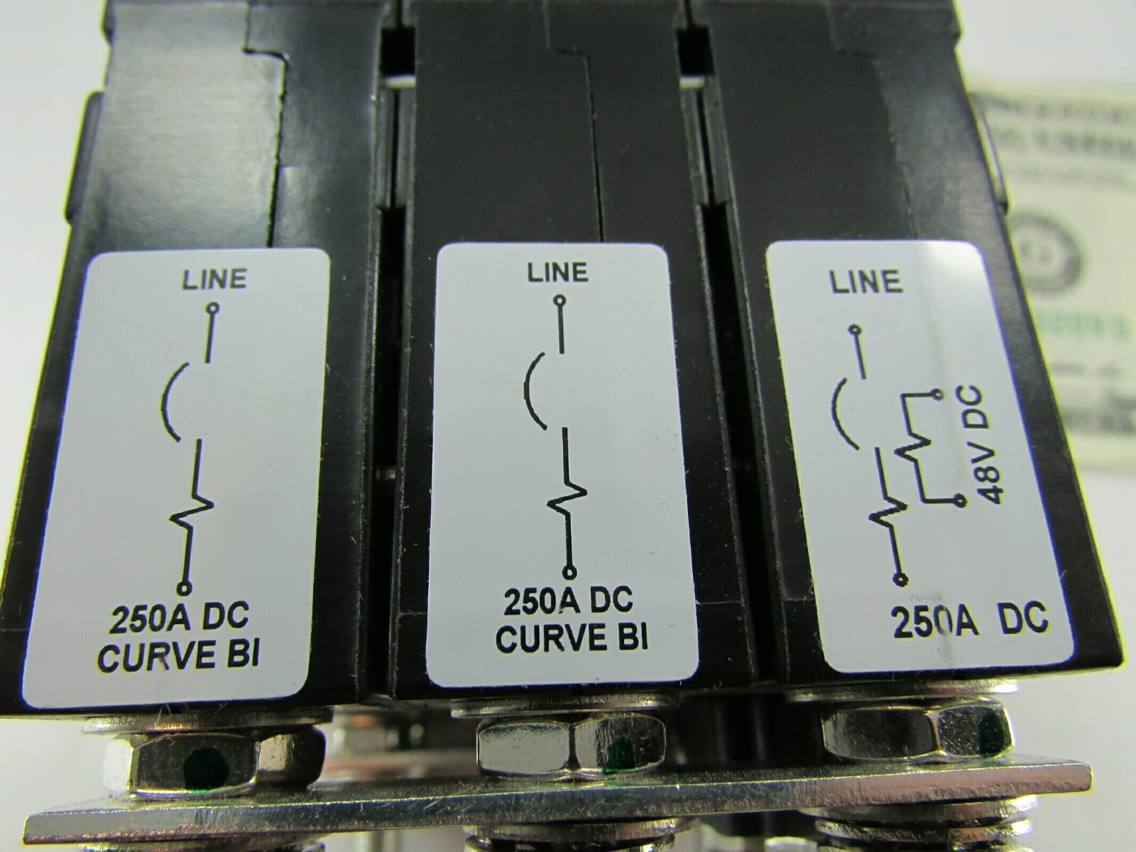 New CBI 3-Pole DD-Frame 250A / 80V DC Circuit Breaker Stud Terminals ...