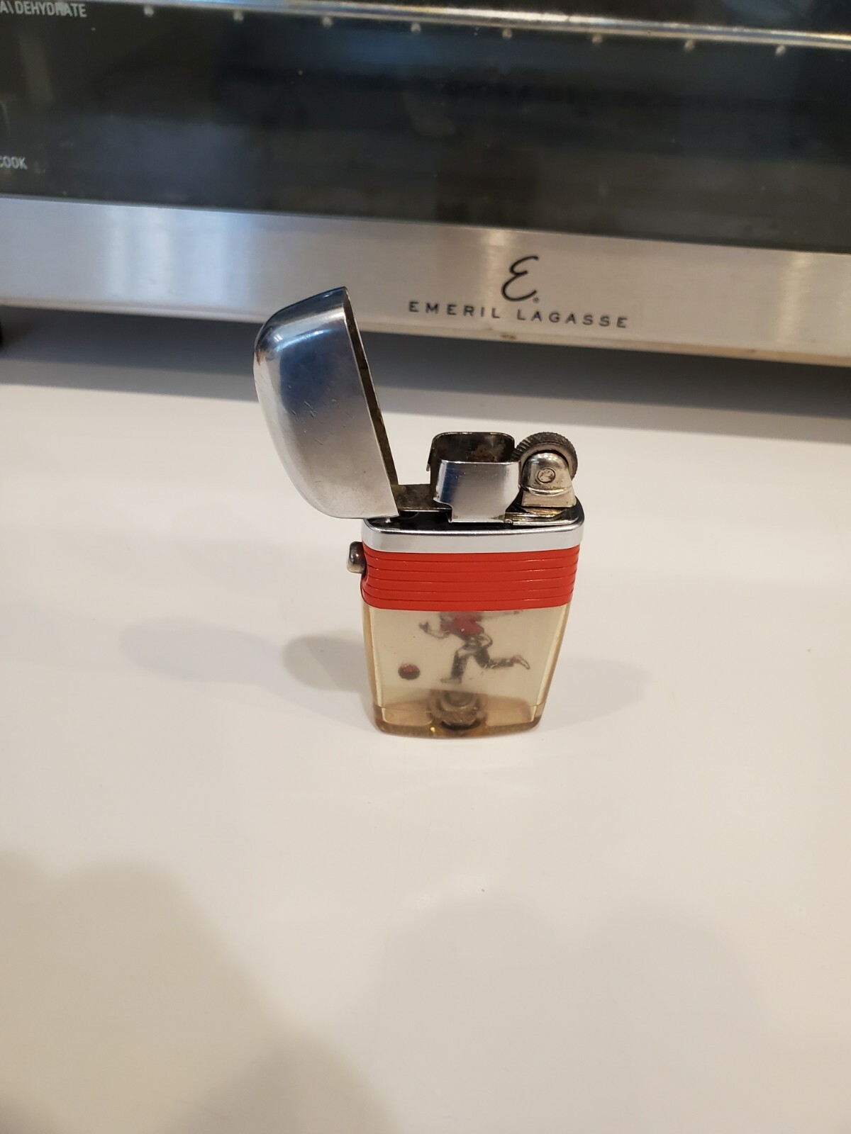 Vintage Scripto VU Lighter BOWLER with Red Band | eBay