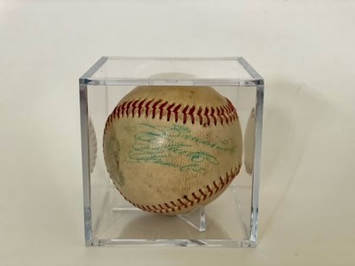 Clemente's Signature: Baseball Legen's Timeless Autograph | eBay