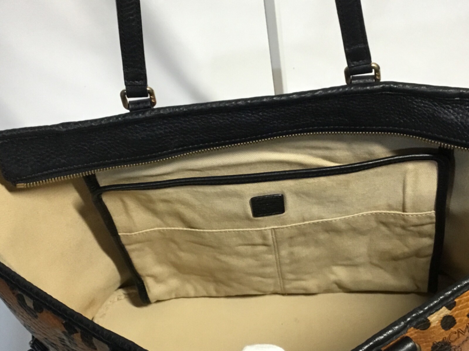 MCM Visetos Leopard Aren Medium Shopper Tote | eBay