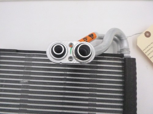 GM OEM 42666241 Air Conditioning Evaporator Kit For 2016-2022 Chevrolet ...