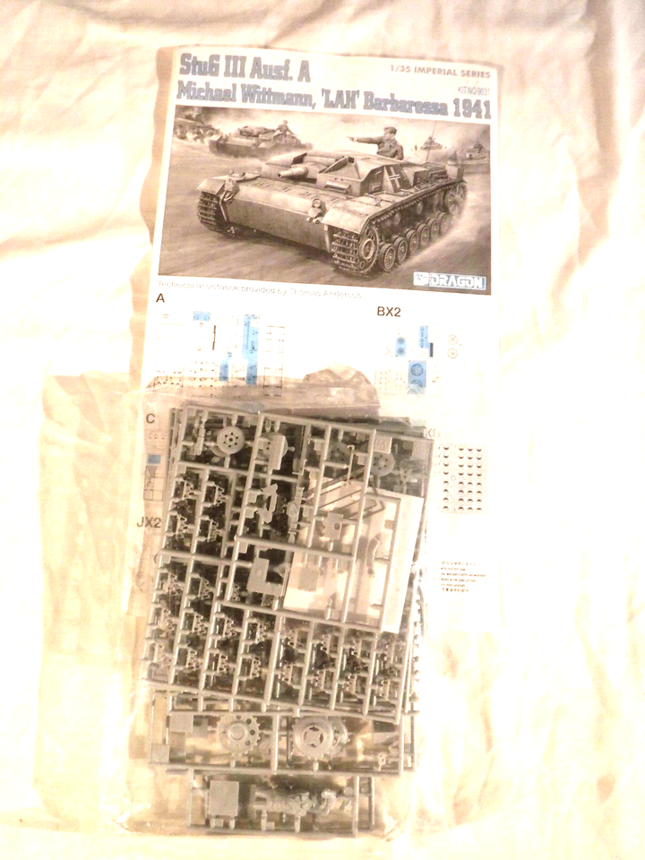 1/35 Dragon Panzer StuG III Ausf A Michael Wittmann Open Boxes # 9031 ...