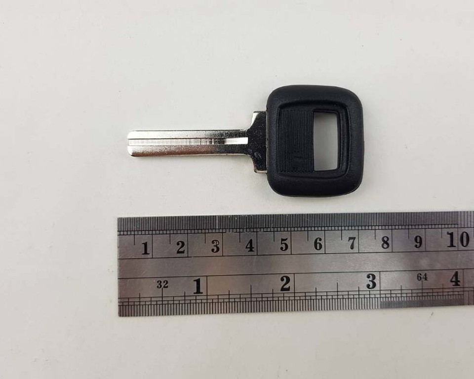 2x Uncut Blank Key for Volvo 760 780 940 960 850 GLT C70 S80 S70 V70 ...