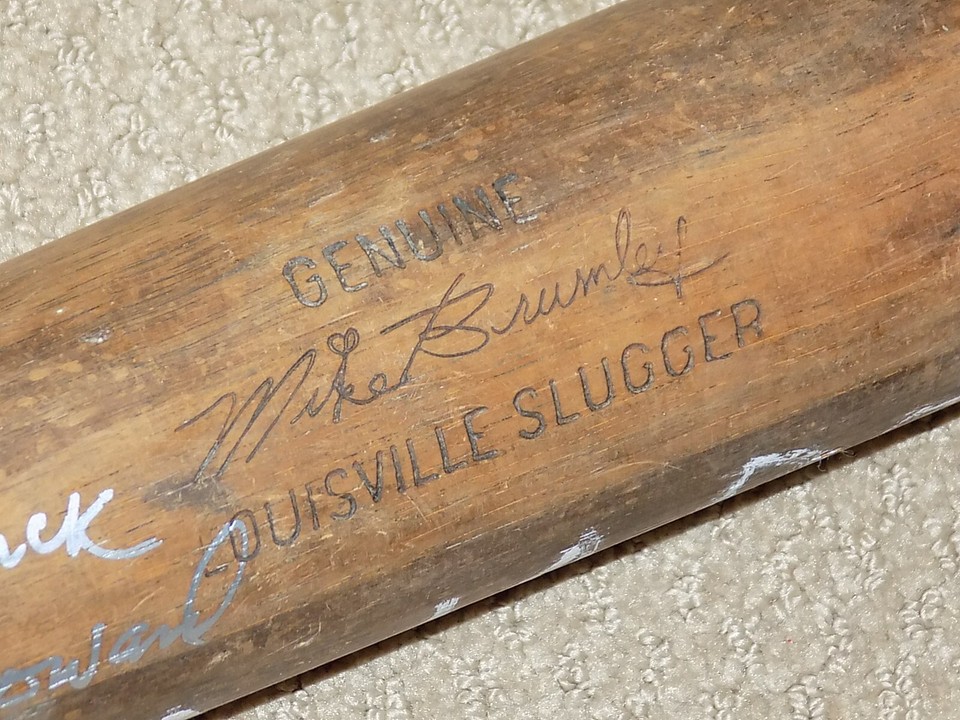 Mike Brumley Frank Howard H&B Game Used Signed Bat Washington Senators ...