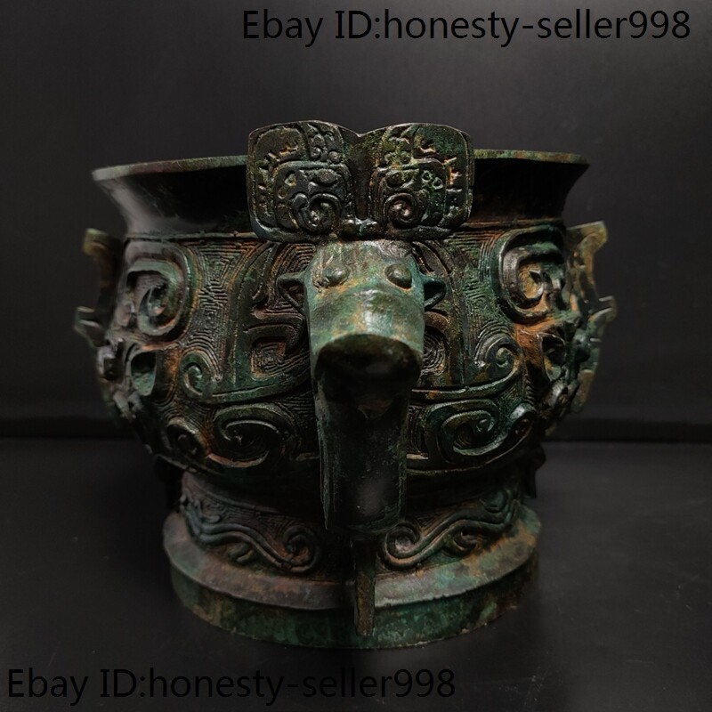 13-Inch Old Chinese Bronze Ware Food Vessel Pot with Beast Ears