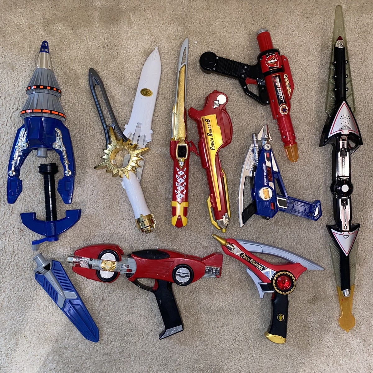 Pin De Armas De Los Power Rangers