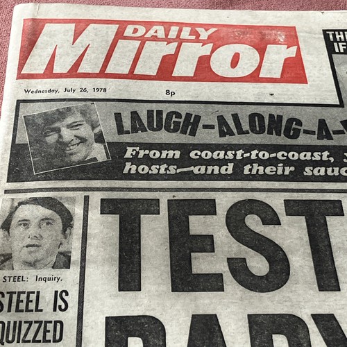 1978 Page 3 model Lorraine Paul. Henry Winkler. John Inman feature ...