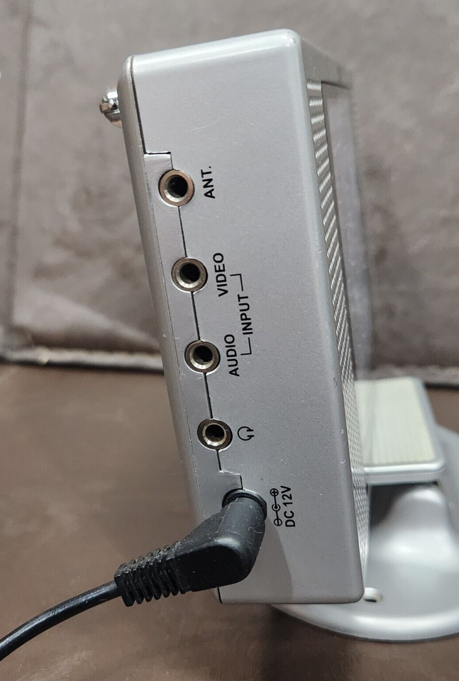 Vintage Radio Shack 5” RCA LCD Portable Color TV Analog 16-3066 Turns ...