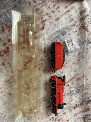 Hornby The World Of Thomas The Tank Engine James The Red Engine No.5 ...