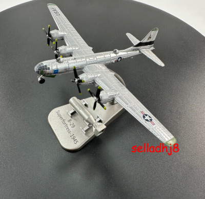 1/300 WWII USA B-29 Superfortress Bomber 1945 Metal + Plastic Aircraft ...