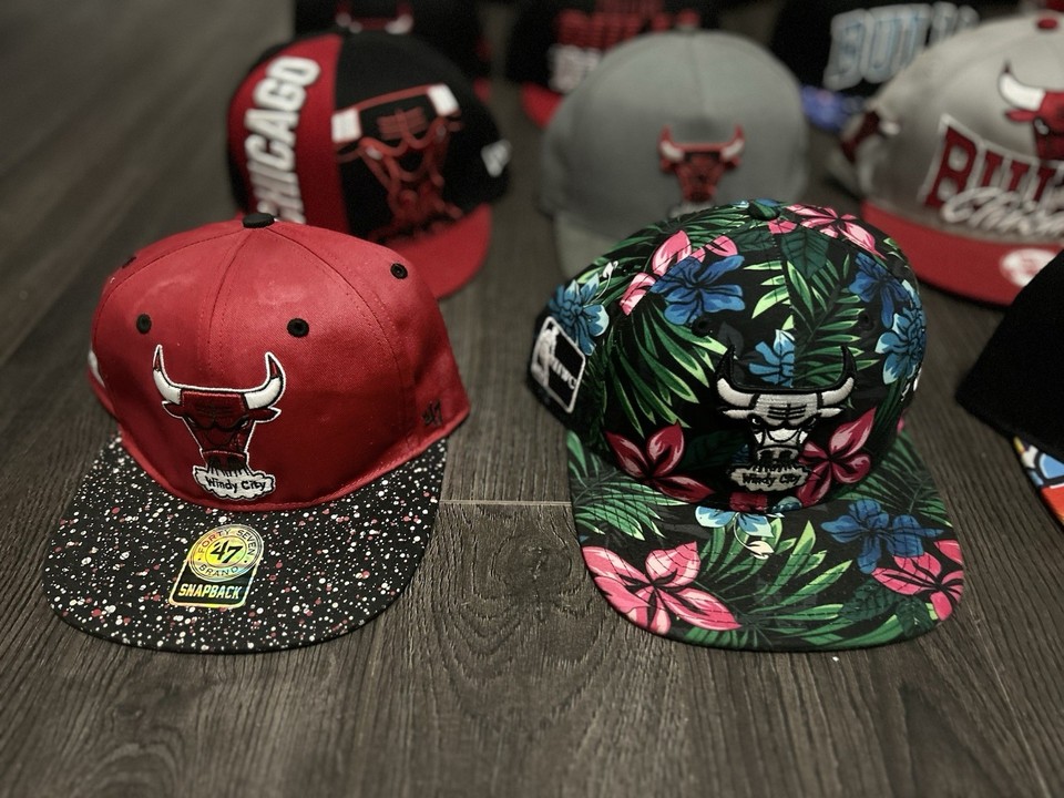 Chicago Bulls Snapback Hat Lot 15 Hats with Stickers! New Era Mitchell ...