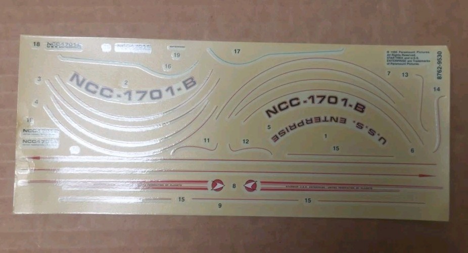 RARE AMT ERTL #8762 Star Trek Generations Enterprise B Model Kit ...
