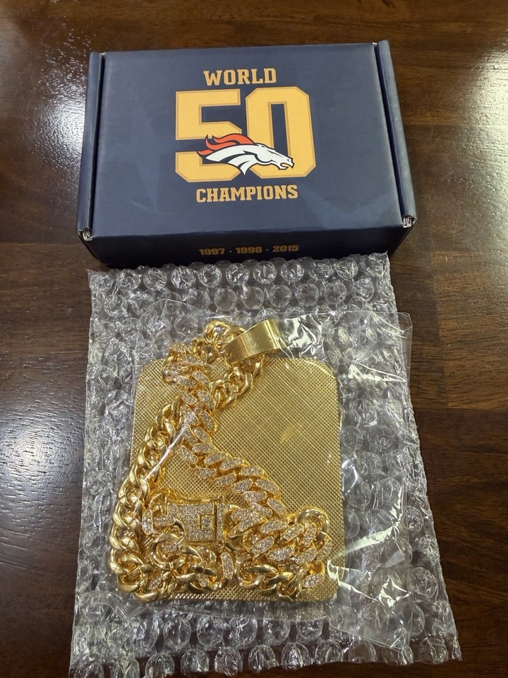 Denver Broncos Super Bowl 50 10th Anniversary Chain and Box Unopened | eBay