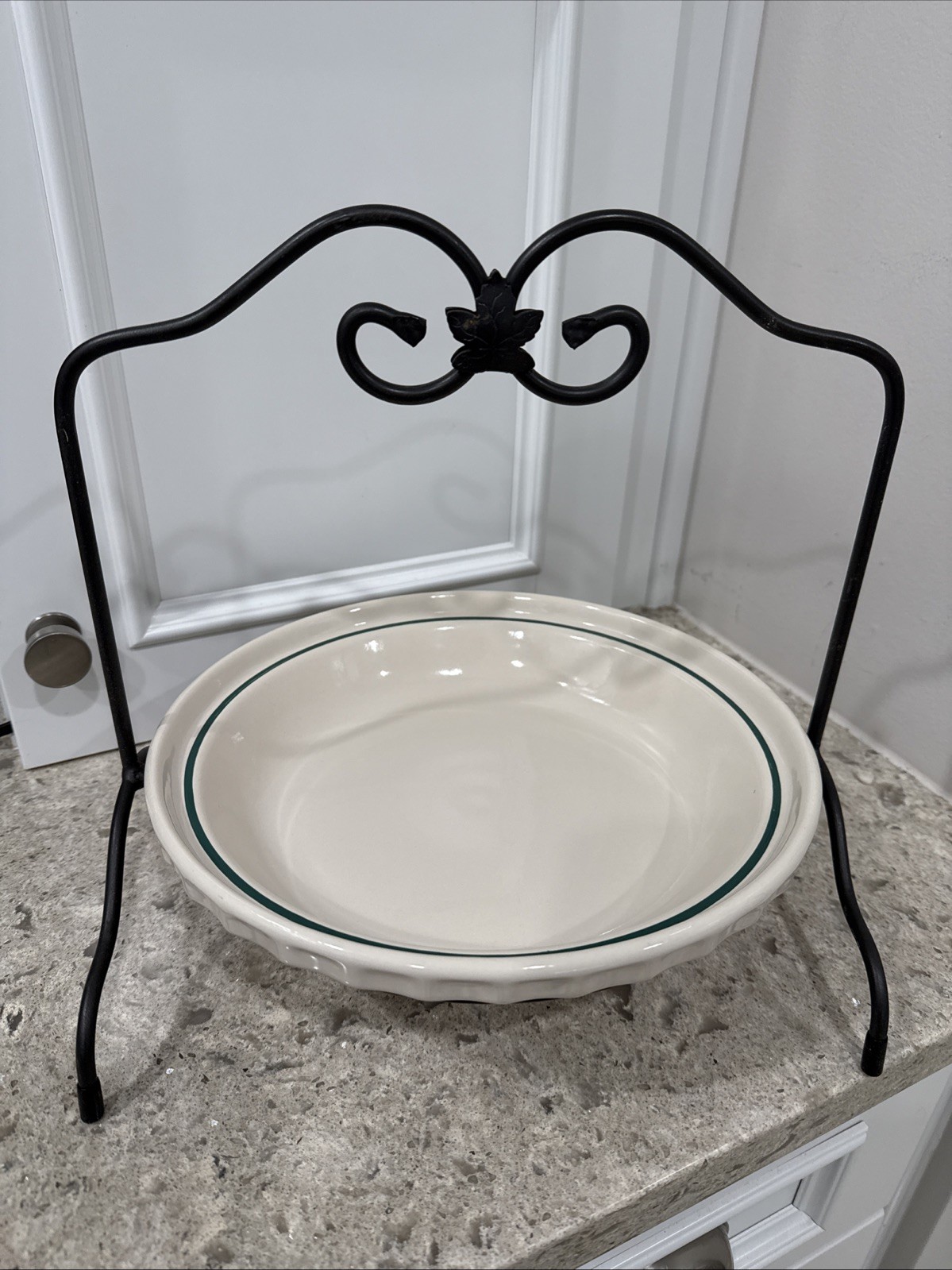 LONGABERGER WROUGHT IRON 1 TIER SINGLE PIE SERVER STAND WITH PIE PLATE ...