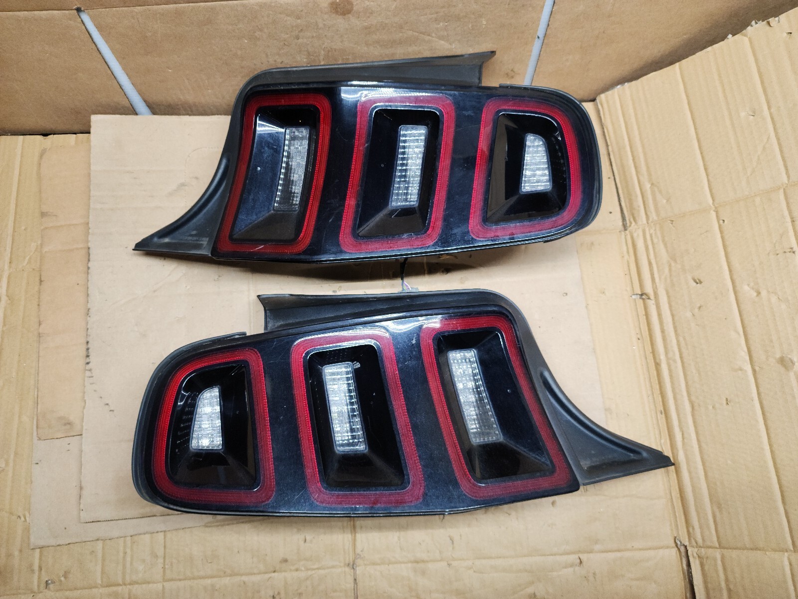 2013 2014 Ford MUSTANG GT Tail Light LED Assembly Driver Left Passenger ...