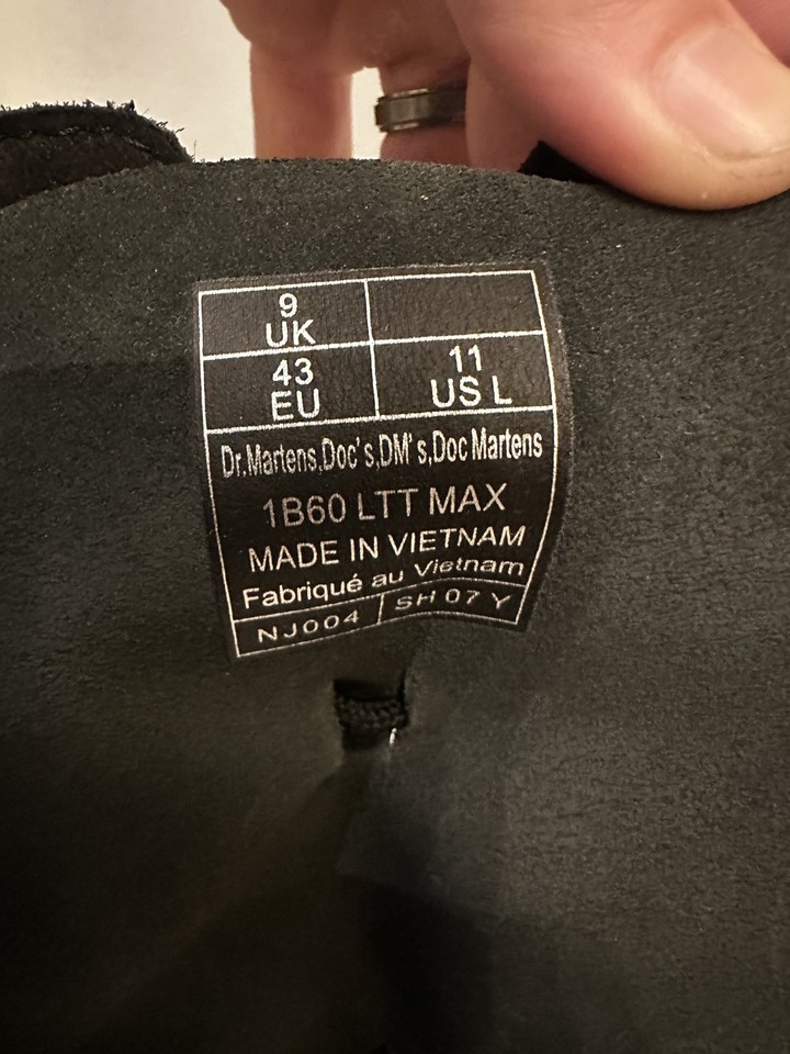 Dr. Martens Women's 1B60 MAX LTT Knee High Quad Platform Boots Black ...