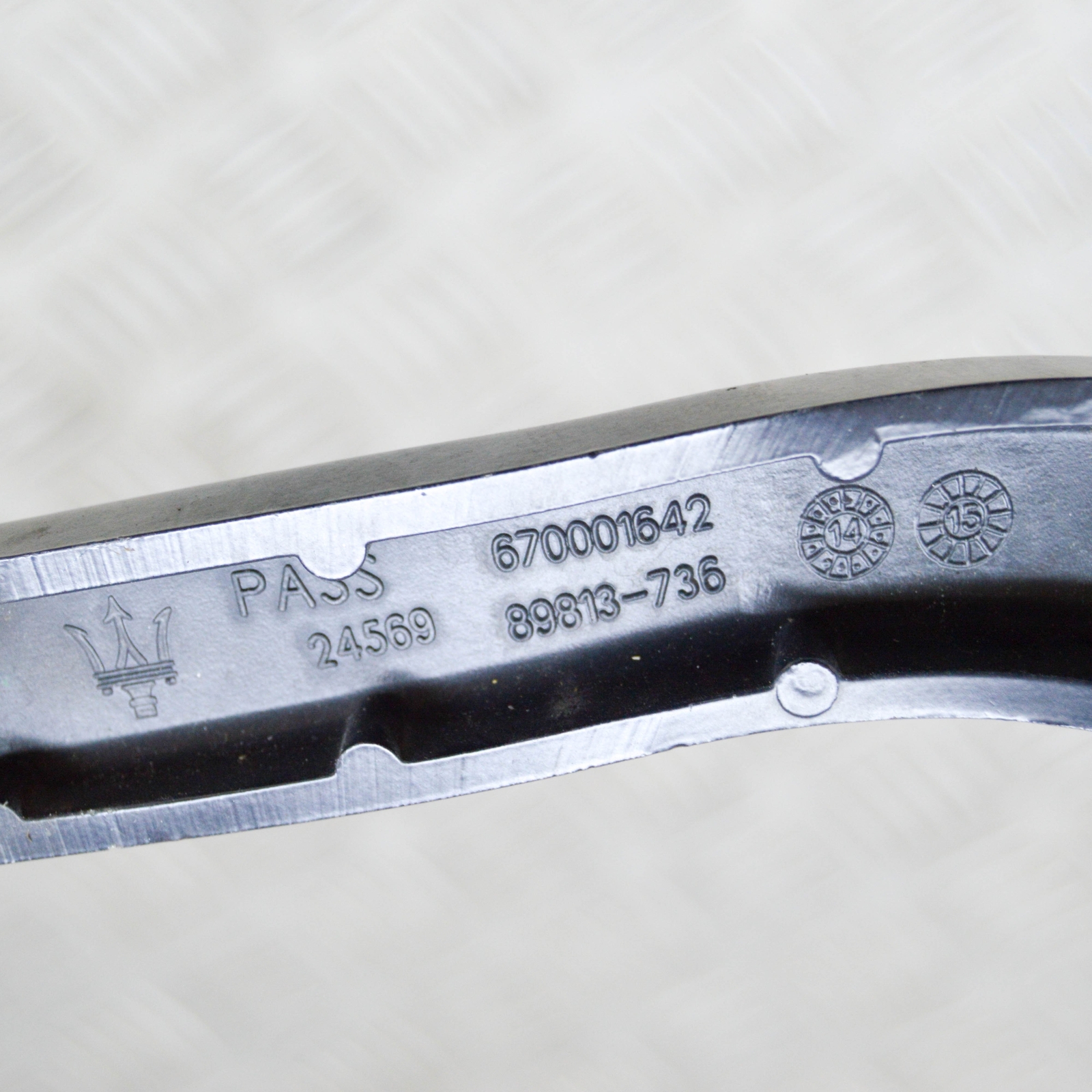 MASERATI GHIBLI M157 Front Windshield Right Wiper Arm 670001642 LHD ...