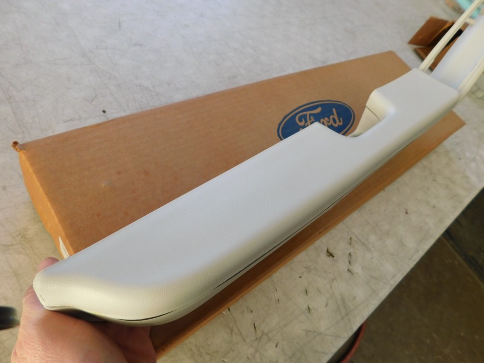 NOS OEM Ford 1987 1993 Mustang Arm Rest White Interior 1988 1989 1990 ...