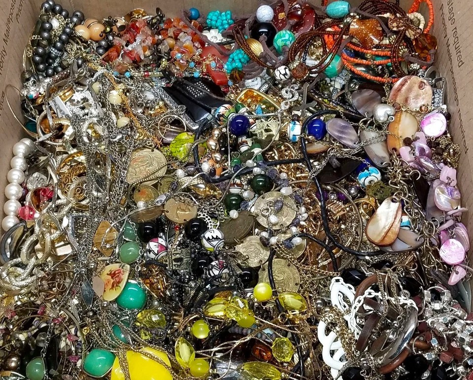 3 Lb Pounds Unsorted Huge Lot Jewelry Vintage New Junk & Wear Resell ...