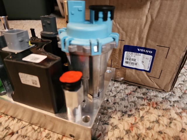 Volvo Diesel 23387854 DEF Pump for sale online | eBay