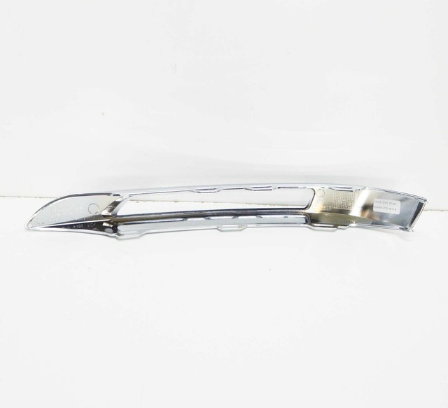 Genuine Mercedes-Benz X204 Facelift Front Right Bumper Chrome Trim ...