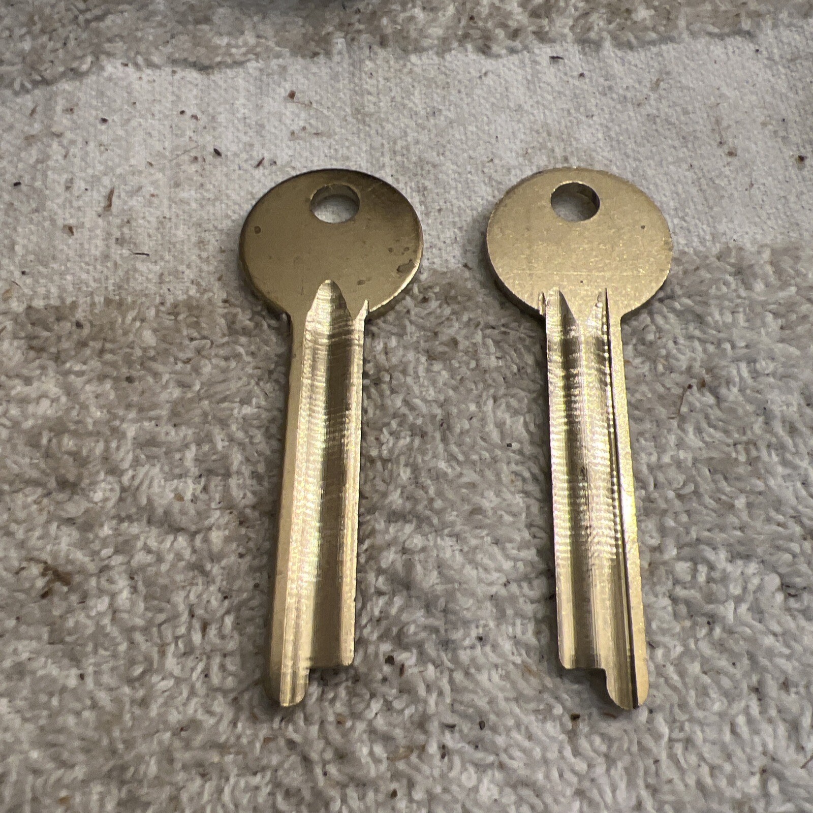 Lot Of 2 New NEW ILCO 1115AL NICKEL SILVER MOSLER KEY BLANKS Uncut ...