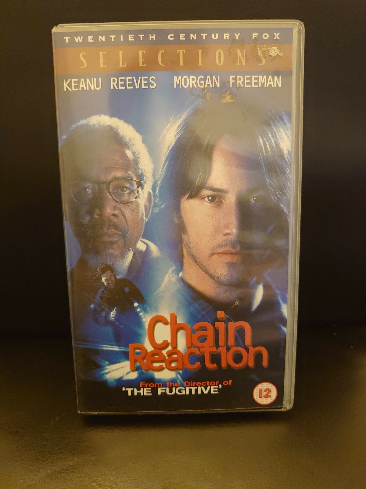 Chain Reaction VHS Video Cassette - Keanu Reeves, Rachel Weisz, Morgan ...