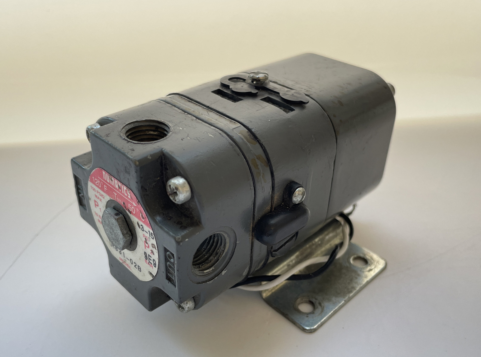 Numatics Pneumatic Transducer R831-02B | eBay