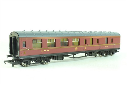 Hornby R4129C LMS Maroon Stanier 3rd Class Brake Coach 5214 MINT Boxed ...