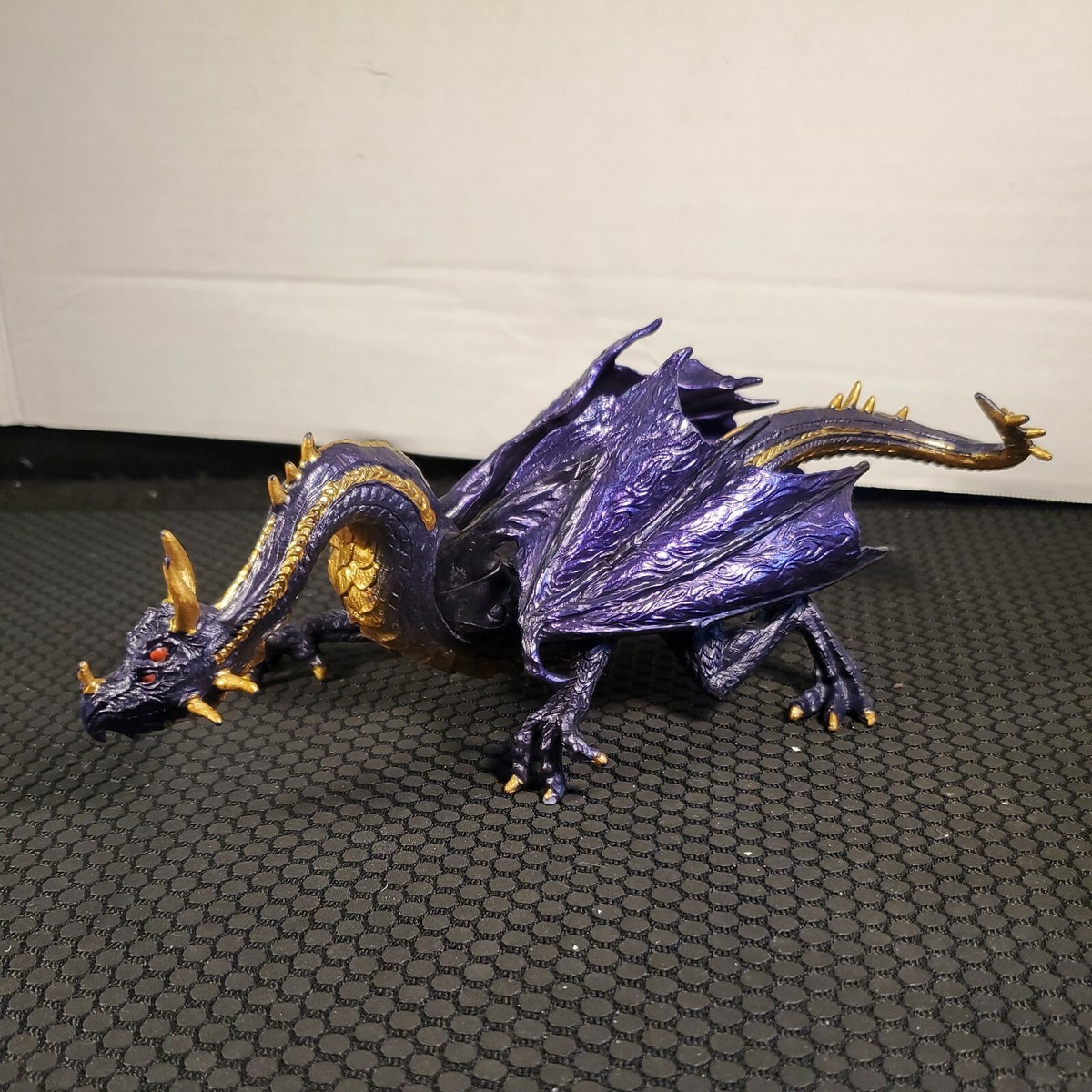 Midnight Moon Dragon