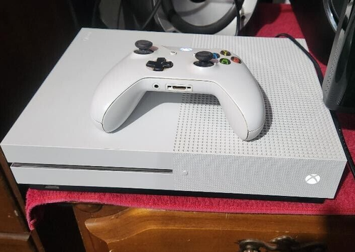 Xbox One S Console 500GB White - Includes Controller, Power Cord, HDMI ...