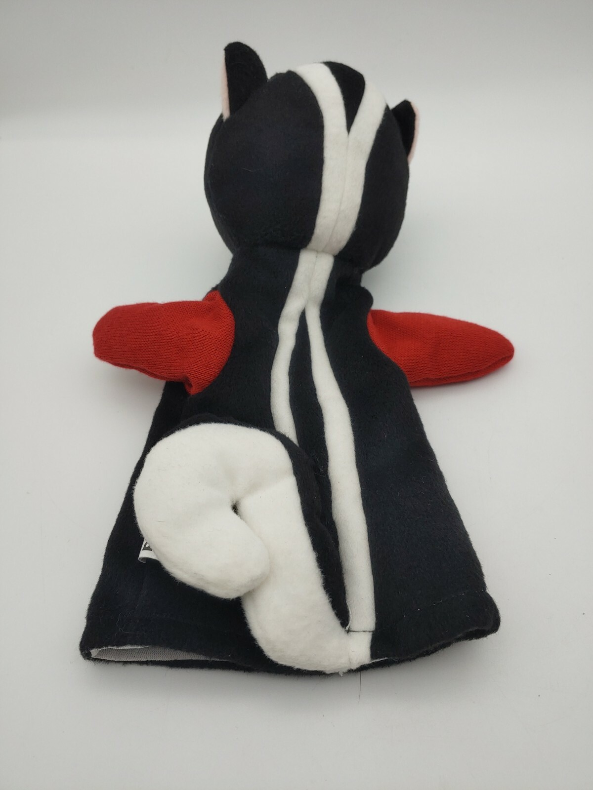 Pillowfort Skunk Hand Puppet 8.5" x 11" Plush Stuffed Animal Puppet Toy ...