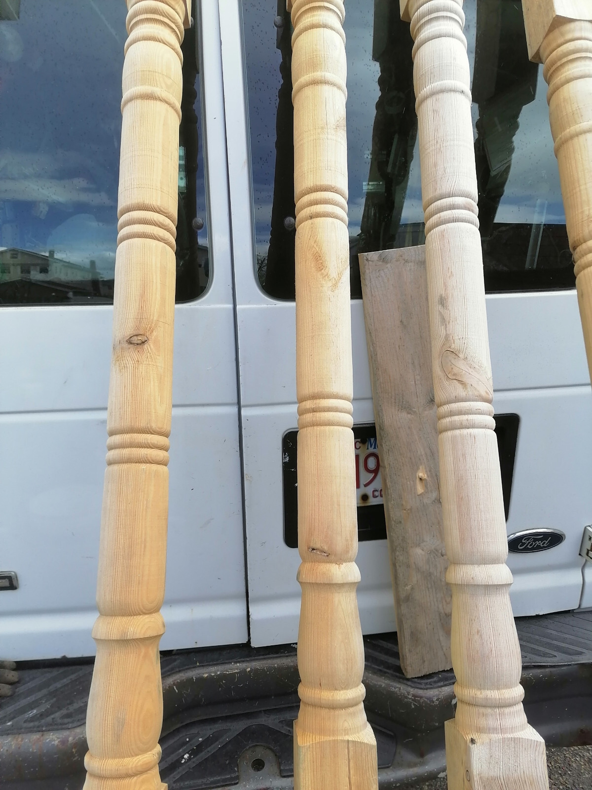 (4) 4 in x 4 in x 8 ft.Pine Post Porch Column Used PICK-UP ONLY Located ...