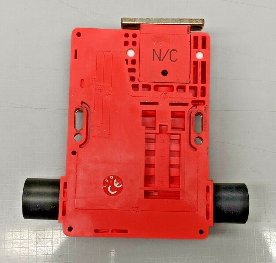 Guardmaster Titan Safety Interlock Switch, Power Unlock, 24V AC/DC ...