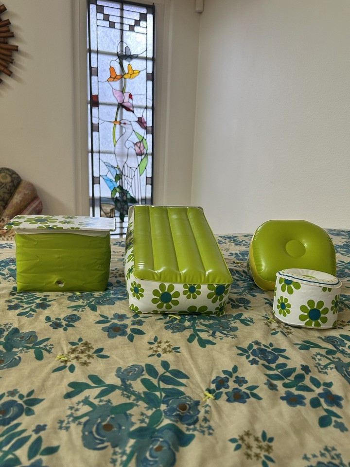 VINTAGE BARBIE 1970s PUFF N PLAY INFLATABLE BLOW UP DOLL FURNITURE EUC ...