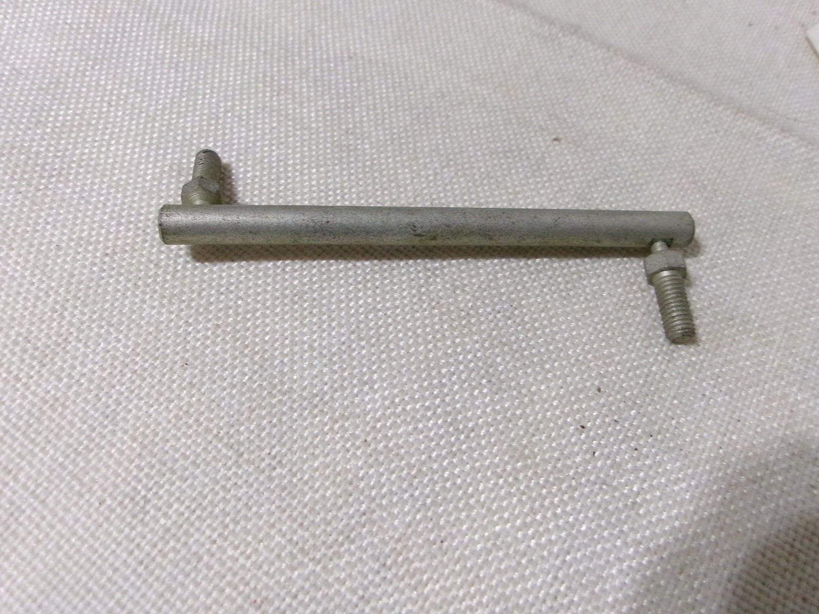 C-2 CORVETTE 1963-1965 ACCELERATOR CONTROL SHAFT ROD TO BELLCRANK NOS ...