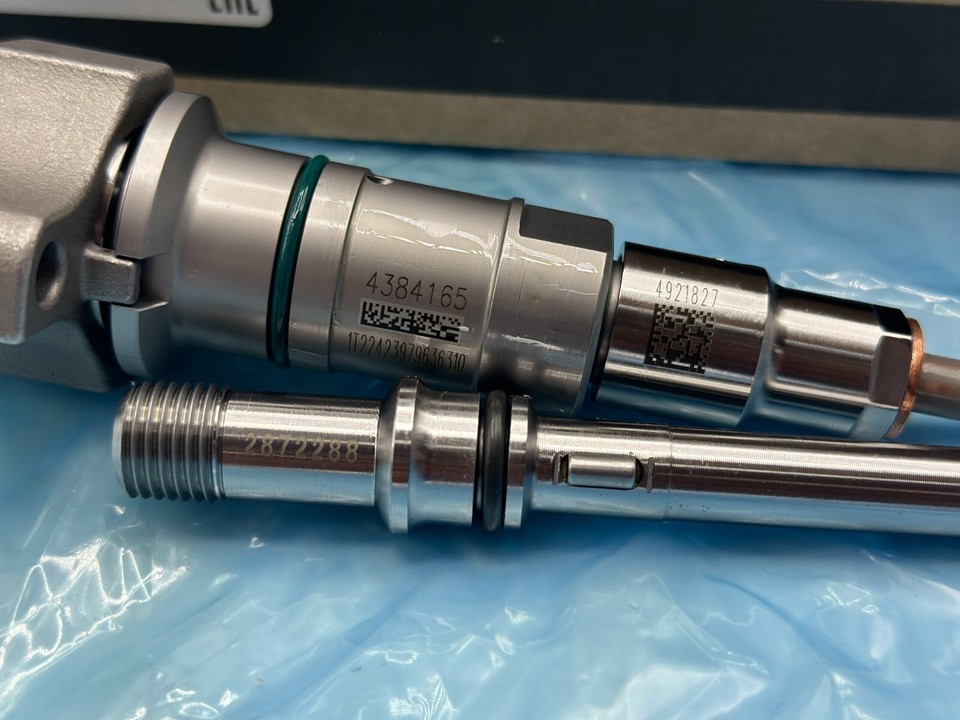 Cummins Injector Kit - 5579405 2872765 EPA10 Automotive 8.9 liter ISC ...