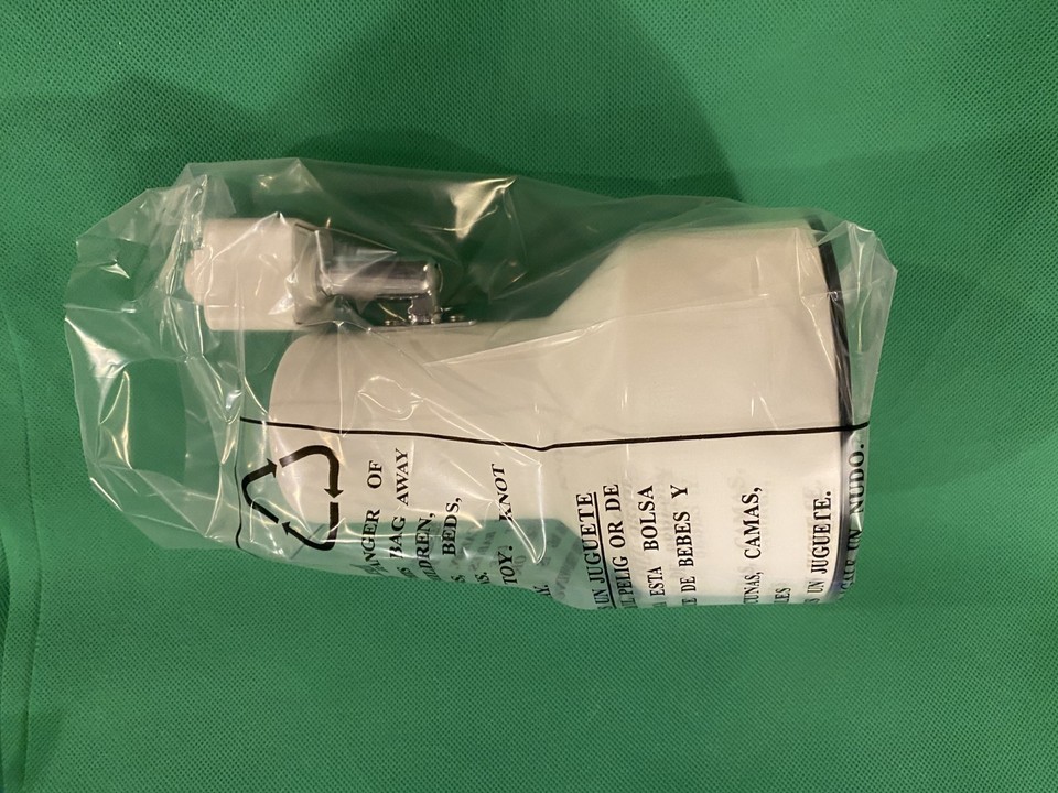 Quantus Lighting Line Voltage Track Lights White 349-6115 Wire System ...