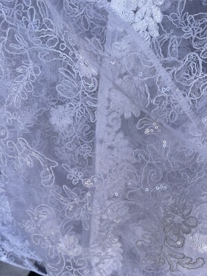 White Lace mesh Embroidery Sequined Table Cloth Or Multipurpose fabric ...