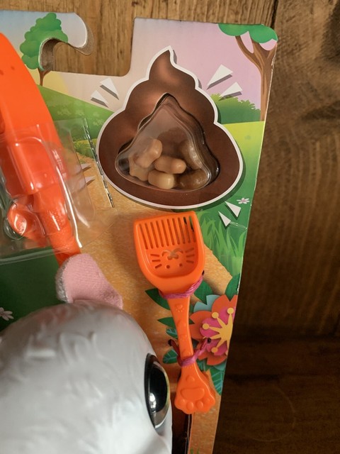 FurReal Poopalots Lil'wags Interactive Toy Connectible Leash System ...