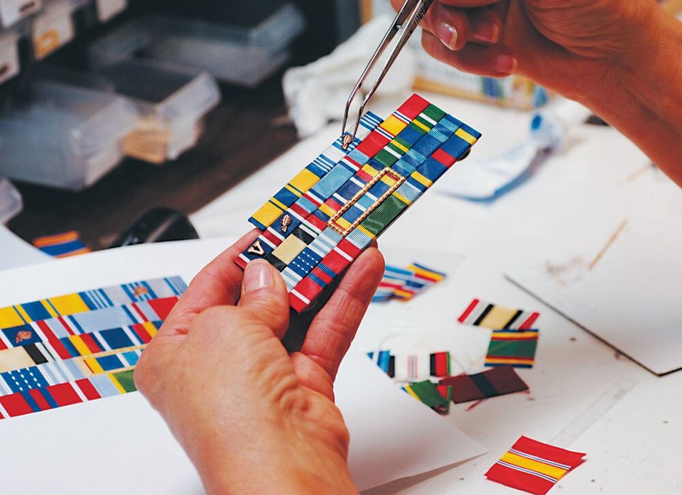 US MARINE RIBBON FULL SET AWARD MILITARY REGULATION MEDALS GIFT PIN UP ...